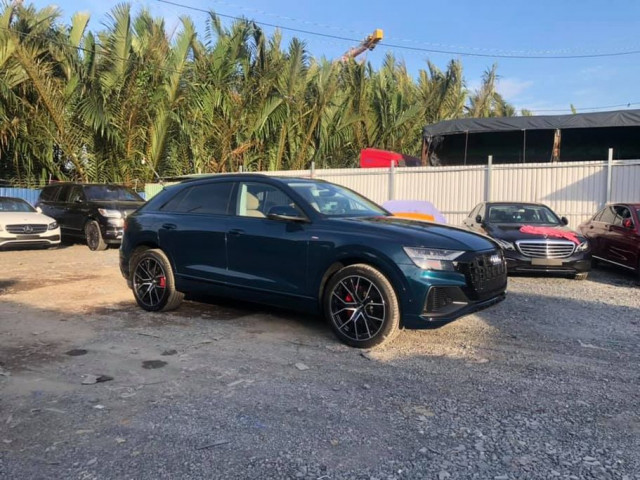 Siêu phẩm Audi Q8 thứ 3 cập bến Việt Nam - Đẹp không tì vết