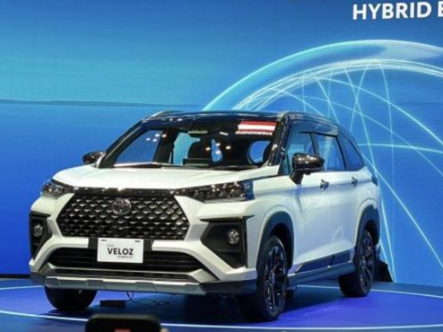 Toyota Veloz Hybrid ra mắt tại Đông Nam Á, giá từ 472 - 617 triệu VNĐ